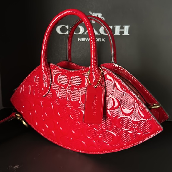 Coach | Bags | Nwt Coach Runway Lip Kiss Bag Signature Leather Red ...